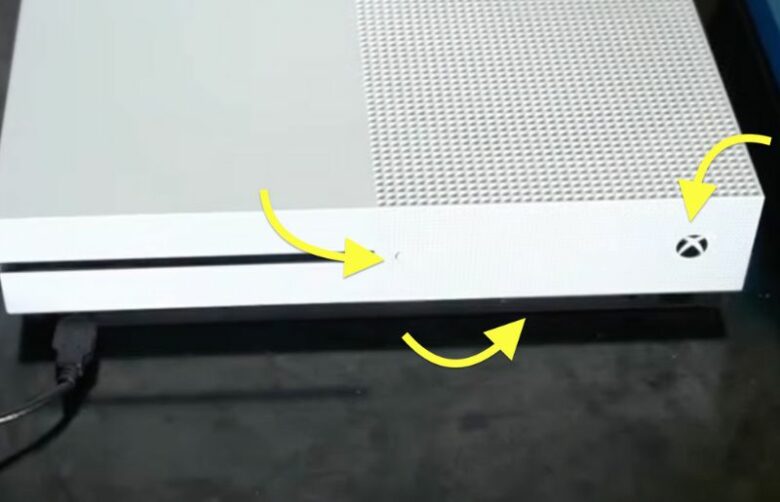 Xbox One Stuck On Green Screen (2023) - 9 Fixes